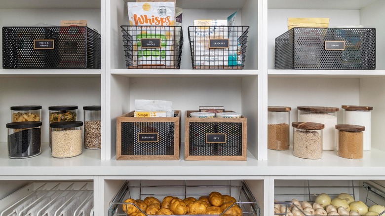 Simple Tricks Experts Swear By For Keeping Countertops Free Of Clutter