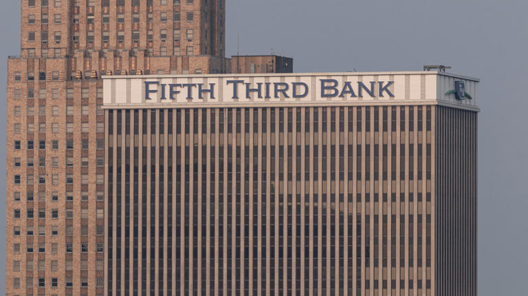 This $10.9 Billion Bank Merger Still Won't Come Close To The Largest US ...