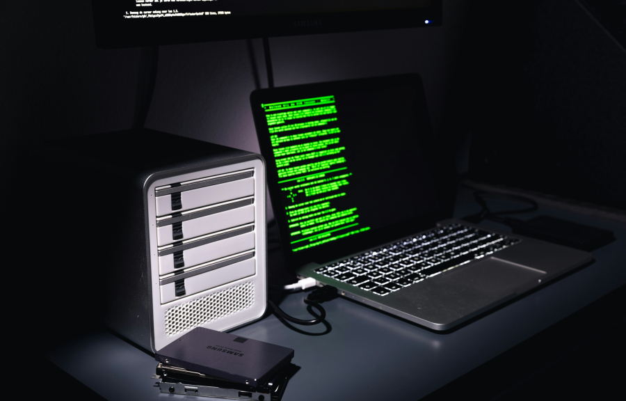 Στόχος του κατασκοπευτικού λογισμικού Graphite της Paragon ο CEO της ...