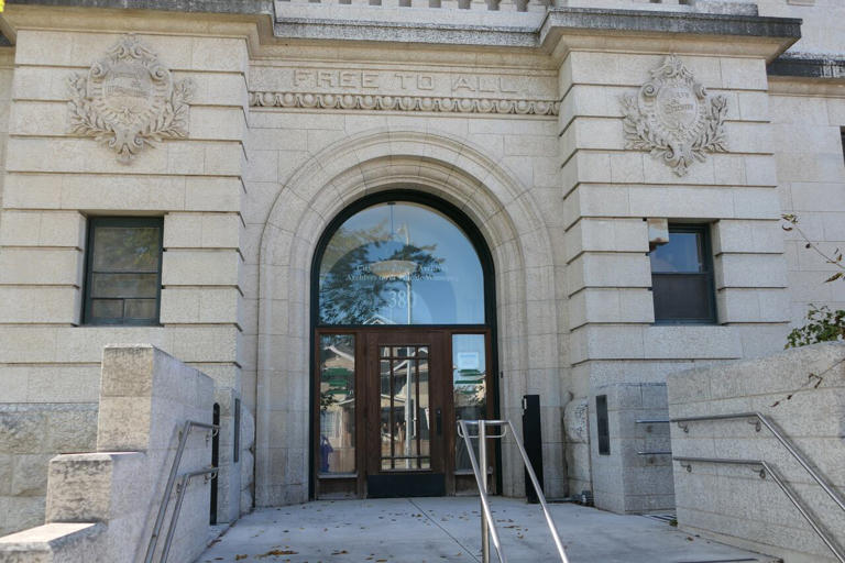 'Free to All': Winnipeg's 1st public library opened 120 years ago, soon ...