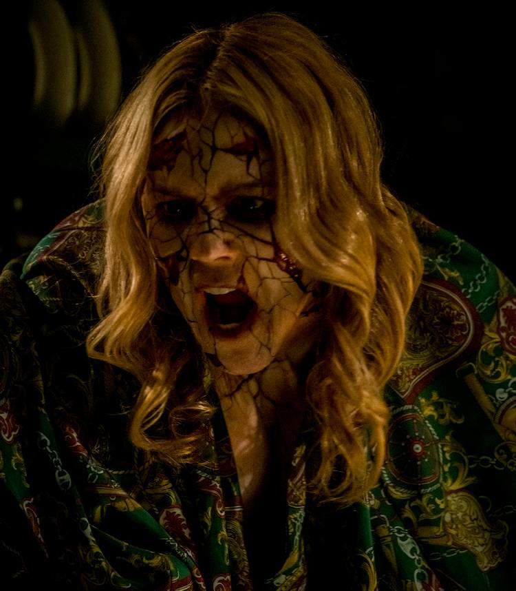Vicious: Dakota Fanning & Director On Mysterious Box's True Nature