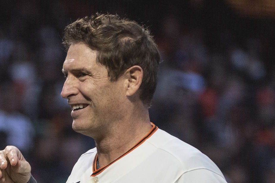 Famous birthdays for Oct. 11: Steve Young, Jane Krakowski