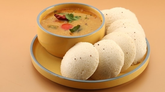 Bengaluru dietitian calls idli 'quiet hero for gut'; shares health ...
