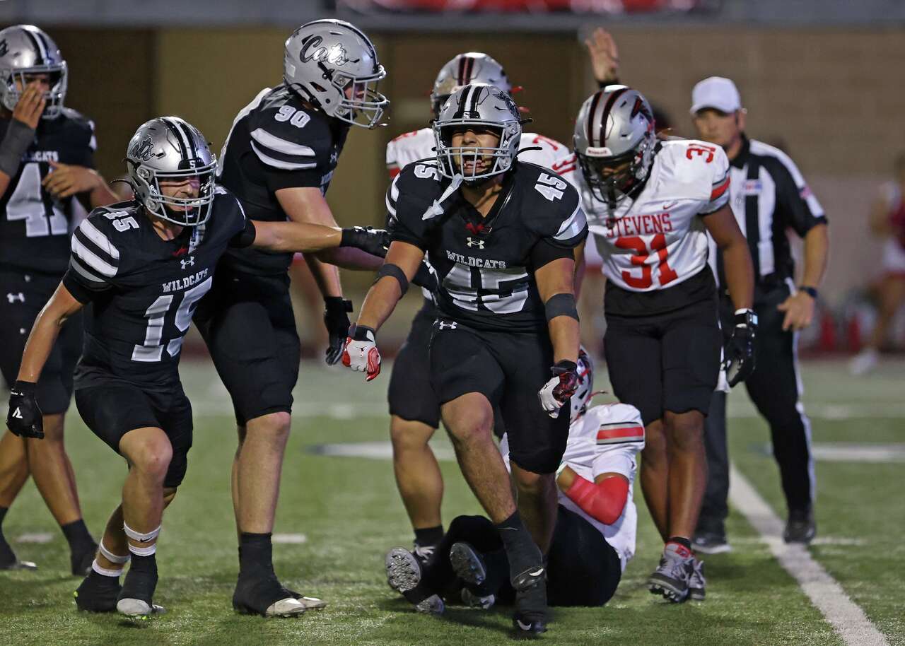 Grady, Moon lead Sotomayor to another big 28-6A win over Stevens