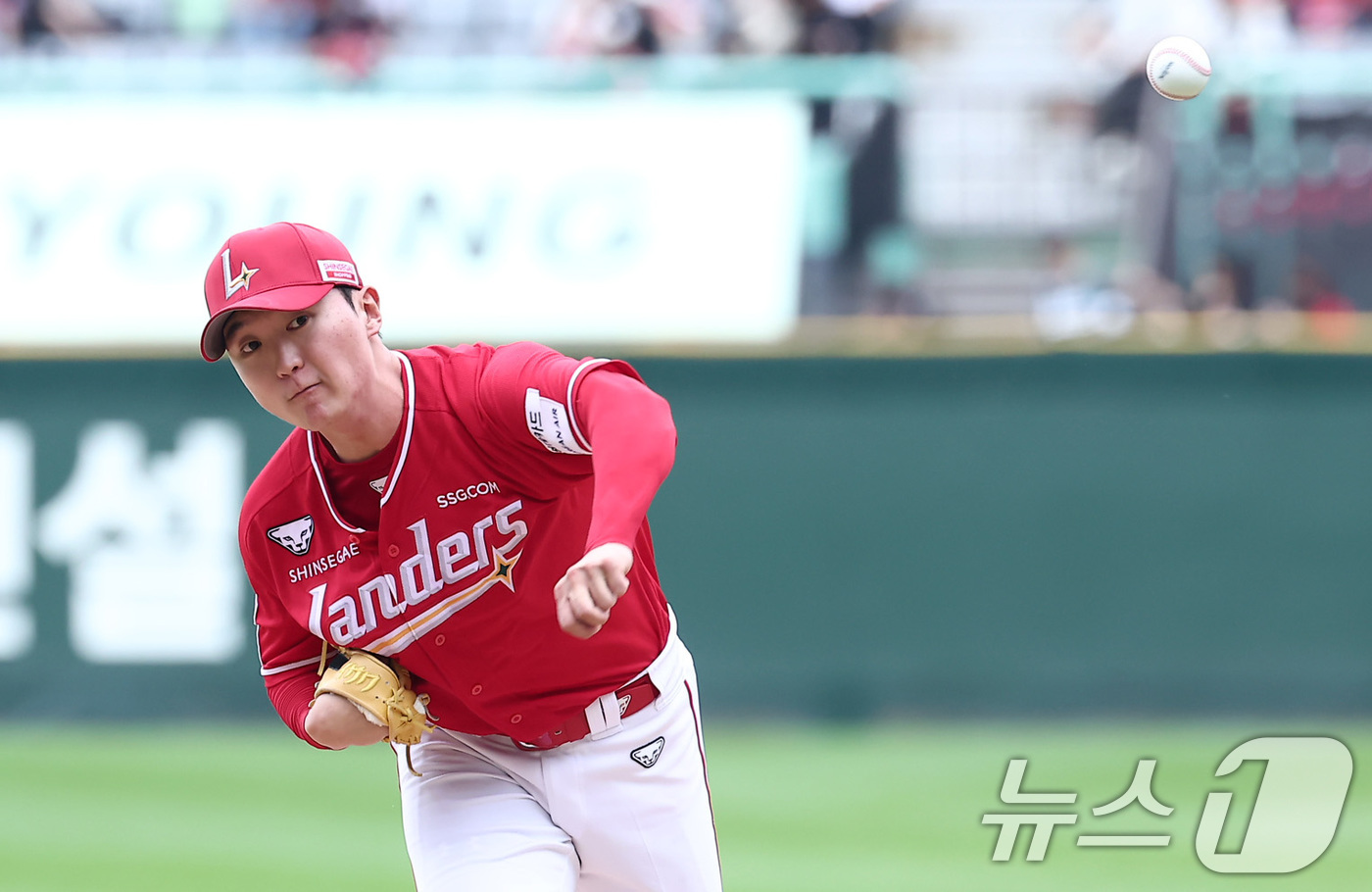 김건우, 2026시즌 SSG 토종 1선발 중책… 로테이션 앞으로 간다