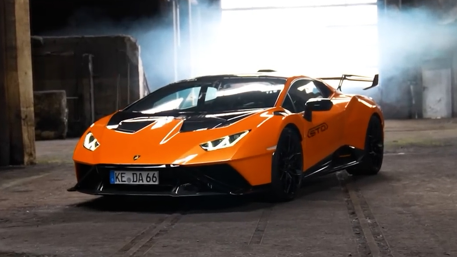 Frauen klären im Lambo Eure Fragen zum STO
