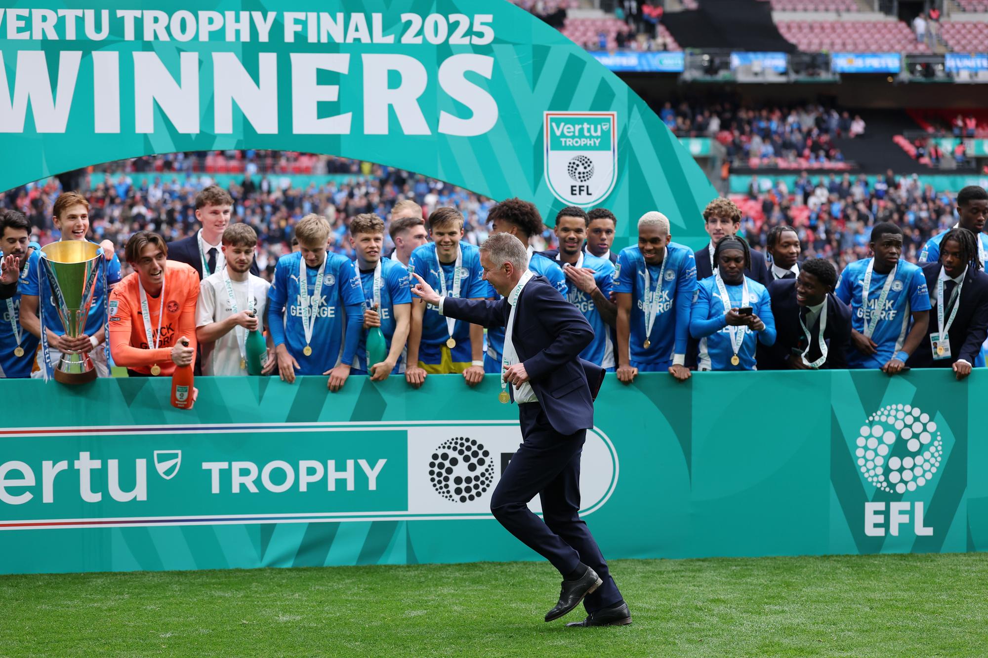 Most of MacAnthony's managers haven't lasted a full season at ...