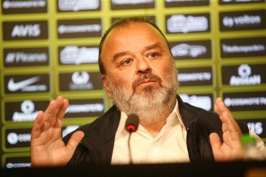 Hλιόπουλος: Για γέλια και για κλάματα όσα γίνονται εντός κι εκτός γραμμών