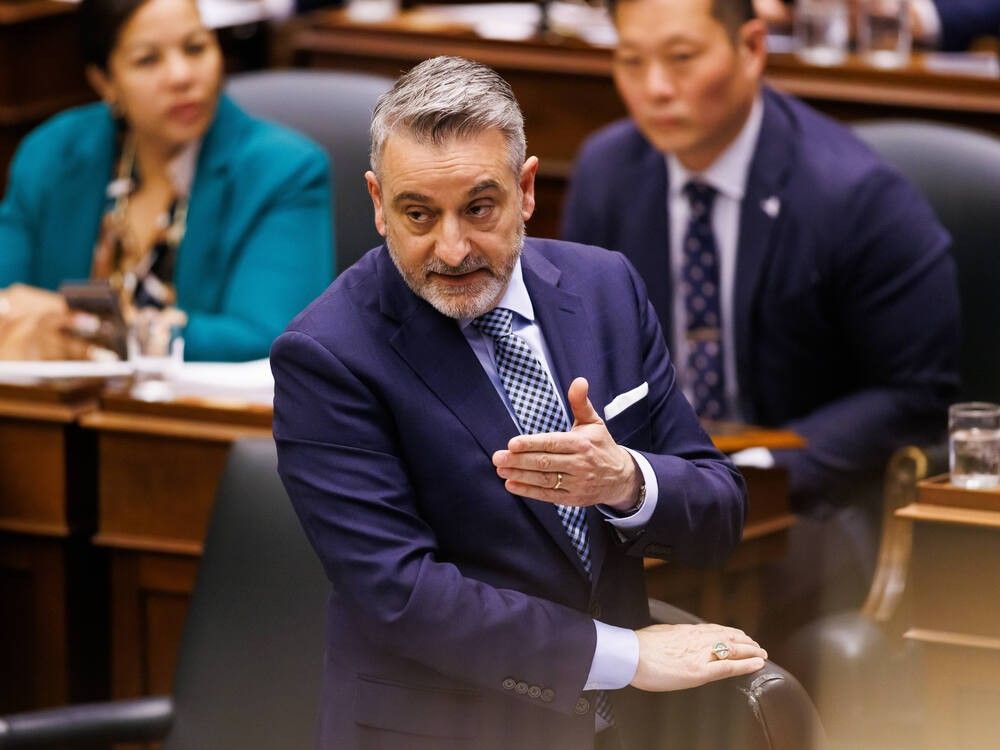 Live-streaming controversy sparks debate over access to school board ...