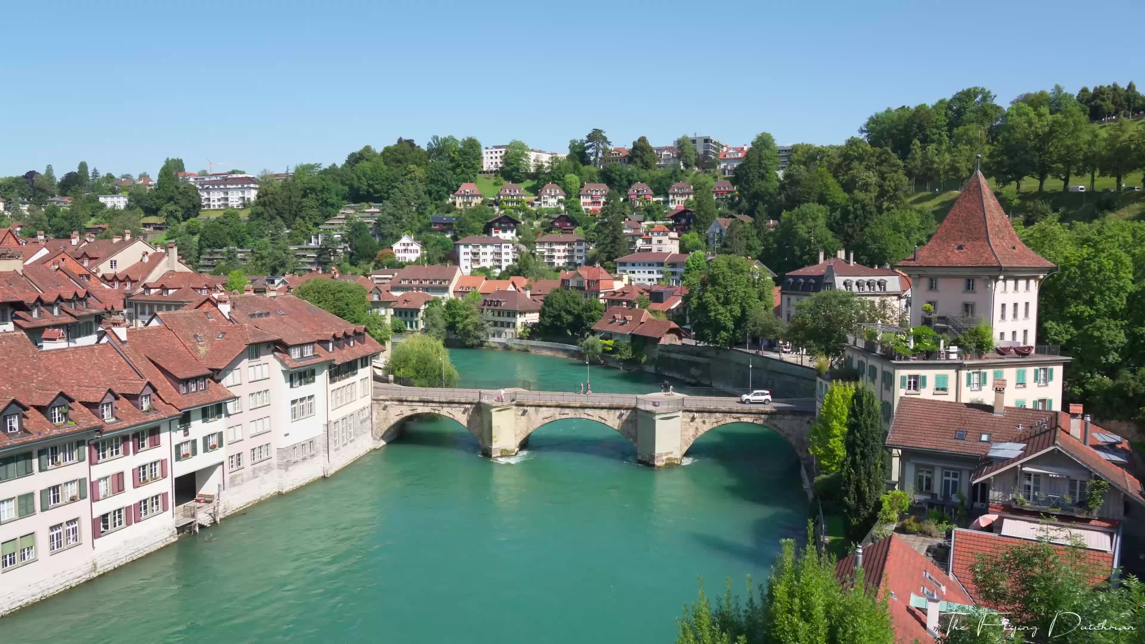 Berna, Suíça – A Capital Histórica às Margens do Rio Aare (4K)