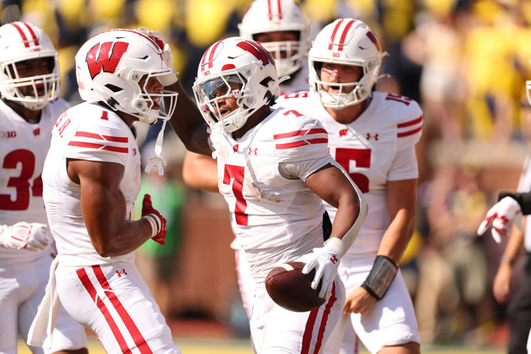 How to Watch Iowa at Wisconsin: Live Stream NCAA College Football, TV ...