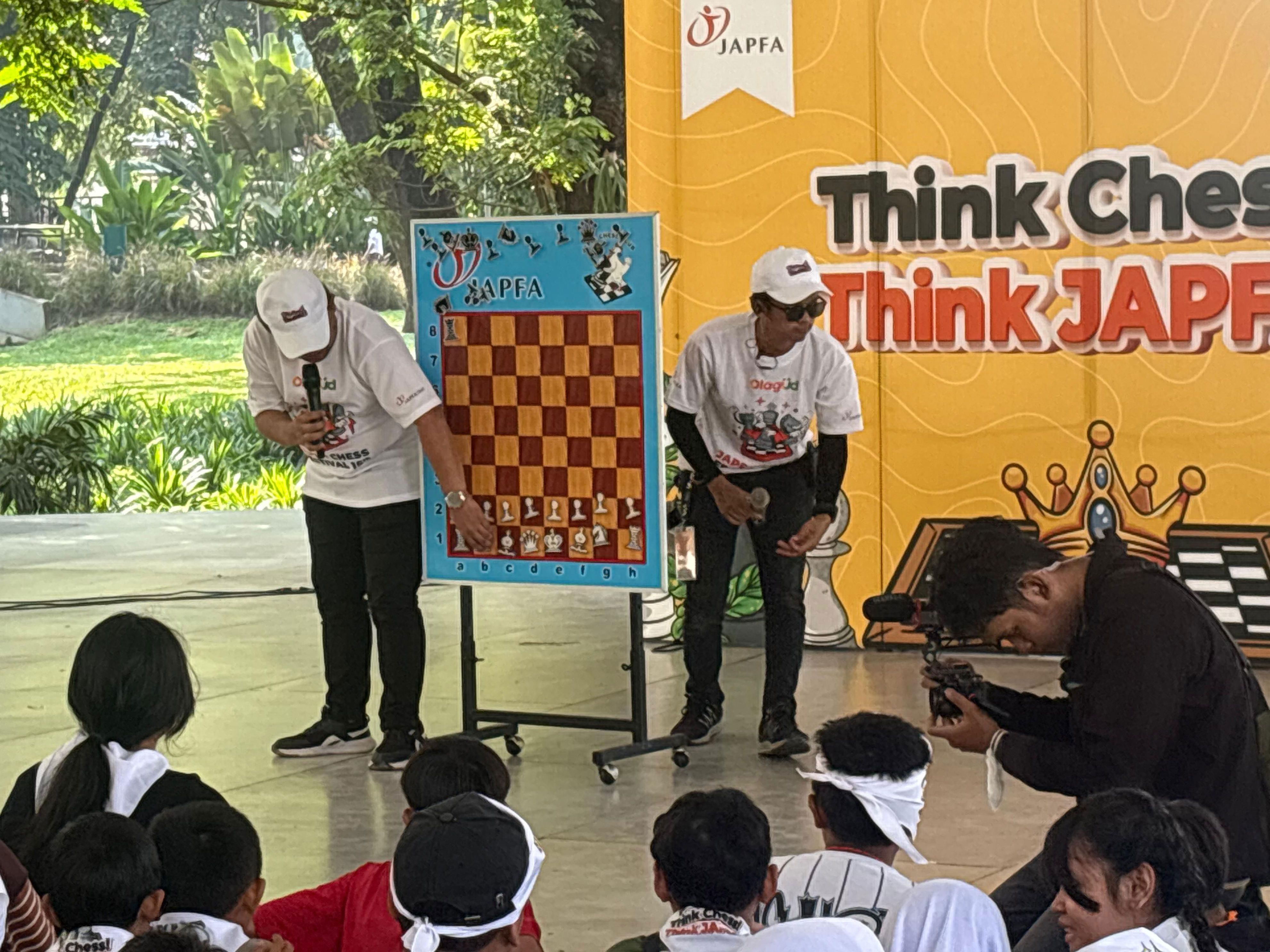 Populerkan Catur di Kerumunan Masyarakat, Japfa Gelar Fun Chess Games ...