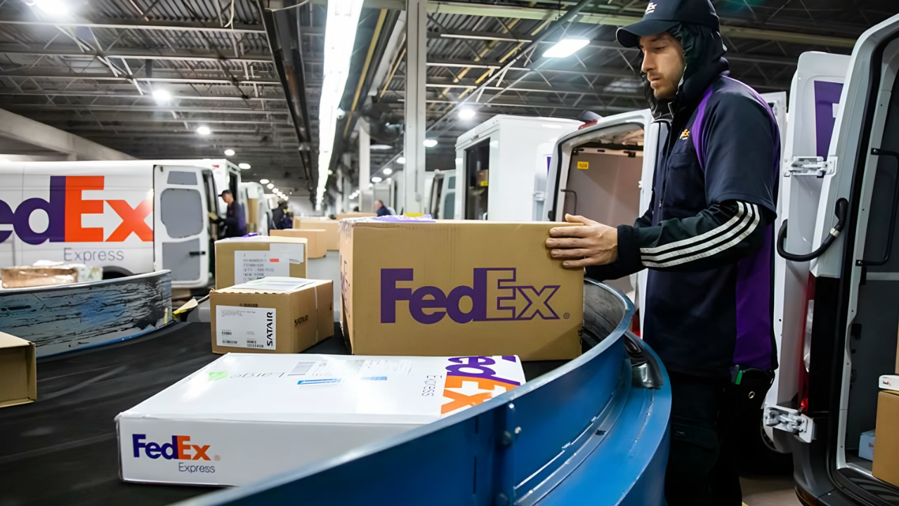 FedEx Cuts Down Memphis Hub—Tennessee Hit Again by 2025’s Biggest Job Cuts