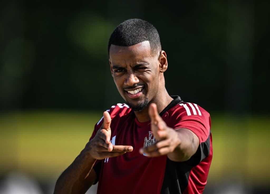 Alexander Isak’s struggles continue as Sweden fans turn on manager with ...