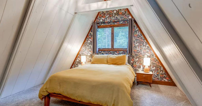 5 A-Frame Wisconsin Vacation Rentals for the Coziest Fall Getaway