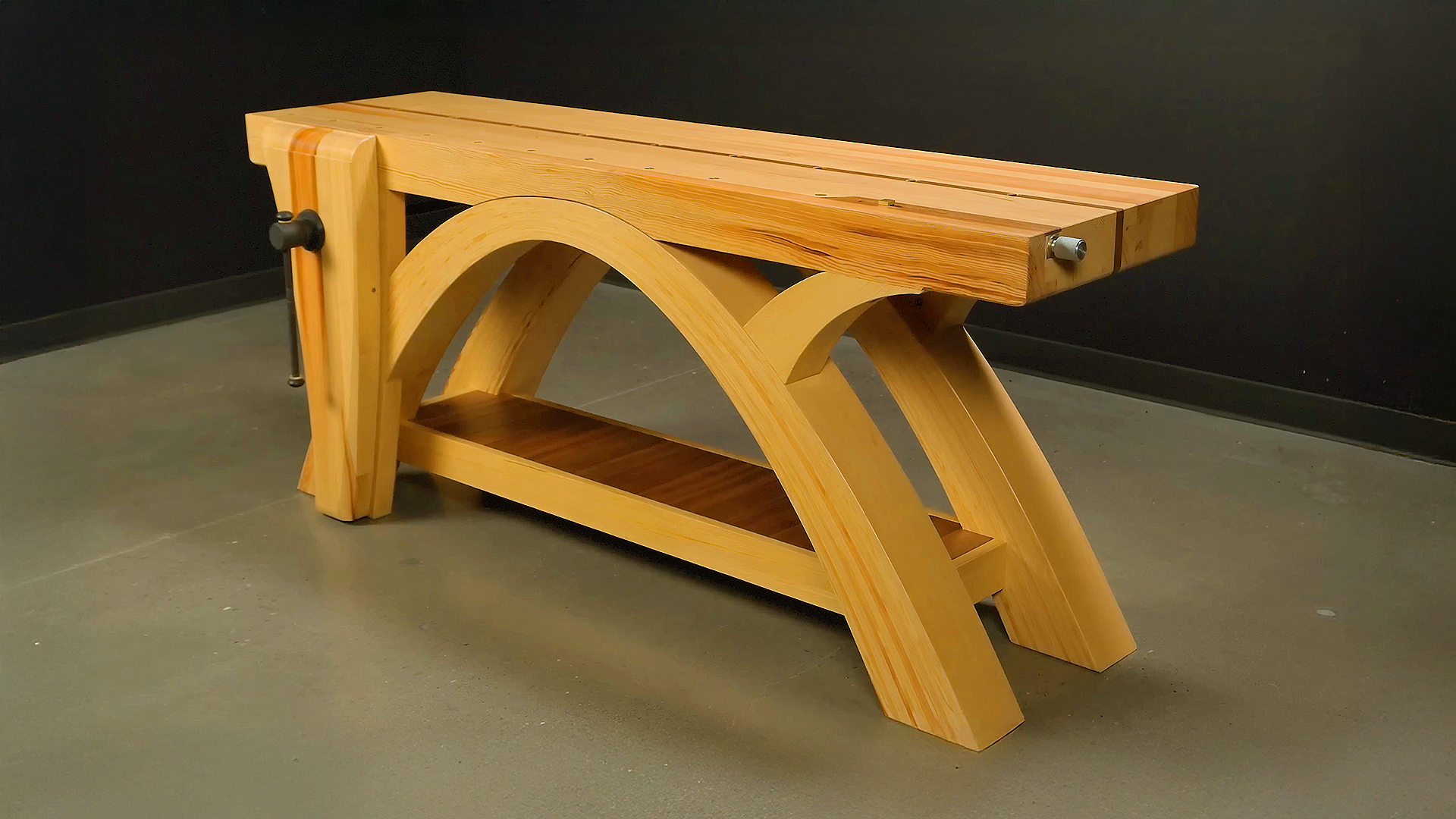 I built an epic workbench from a 532-year-old tree