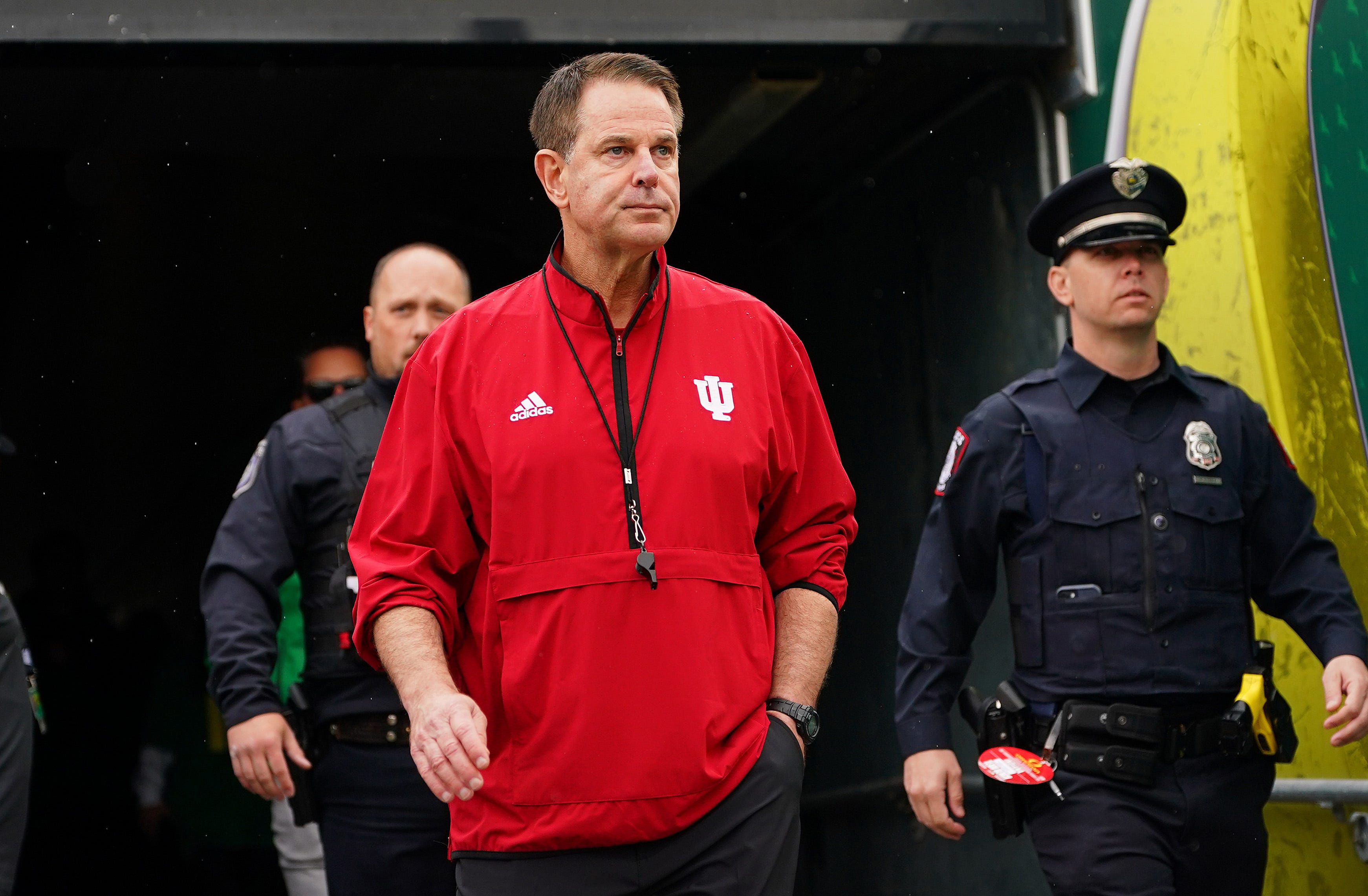 Indiana football coach Curt Cignetti critical of officials, team in ...