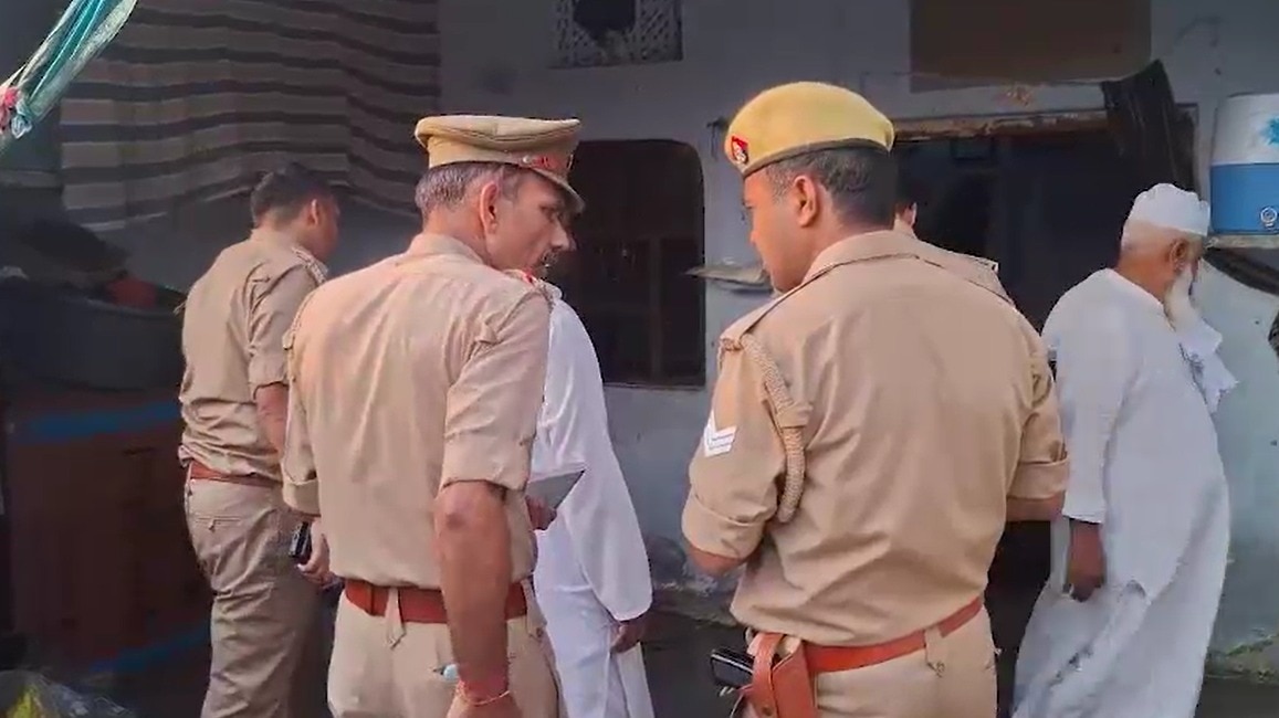 UP cleric's wife, 2 daughters found dead at home; sharp weapon ...