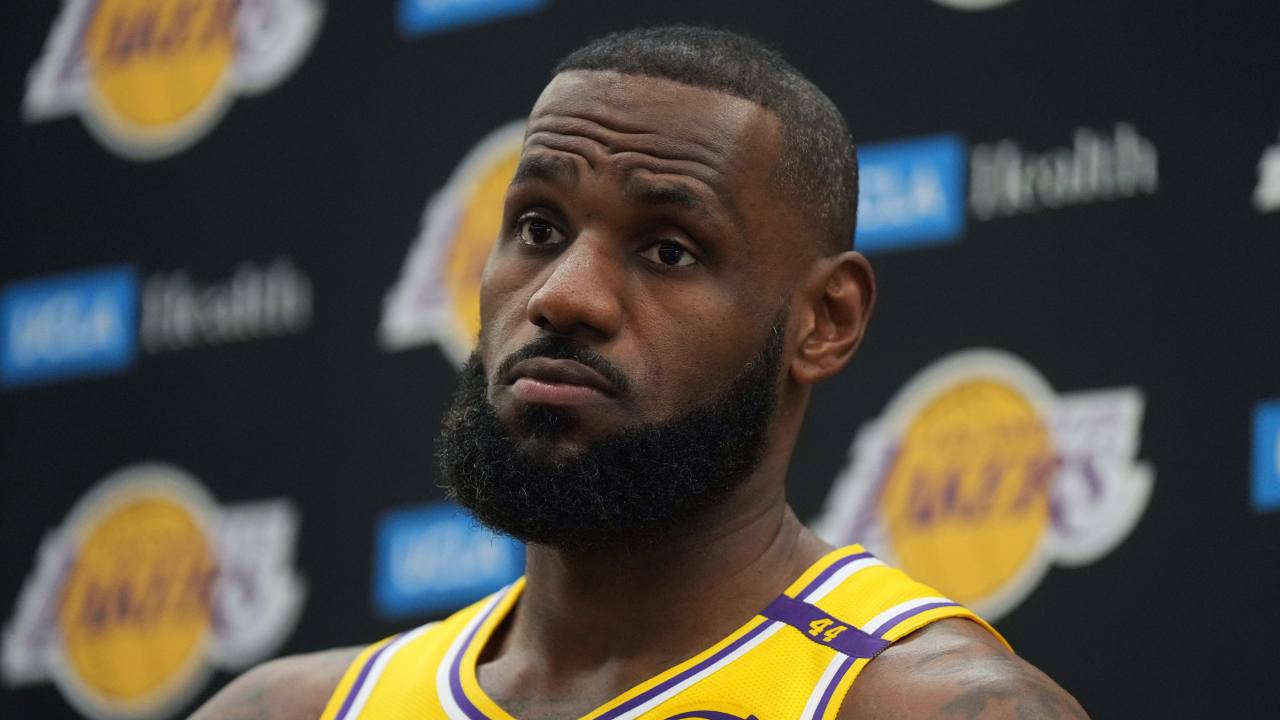 "Maybe it’s me": LeBron James’ cryptic old post sparks panic among fans ...