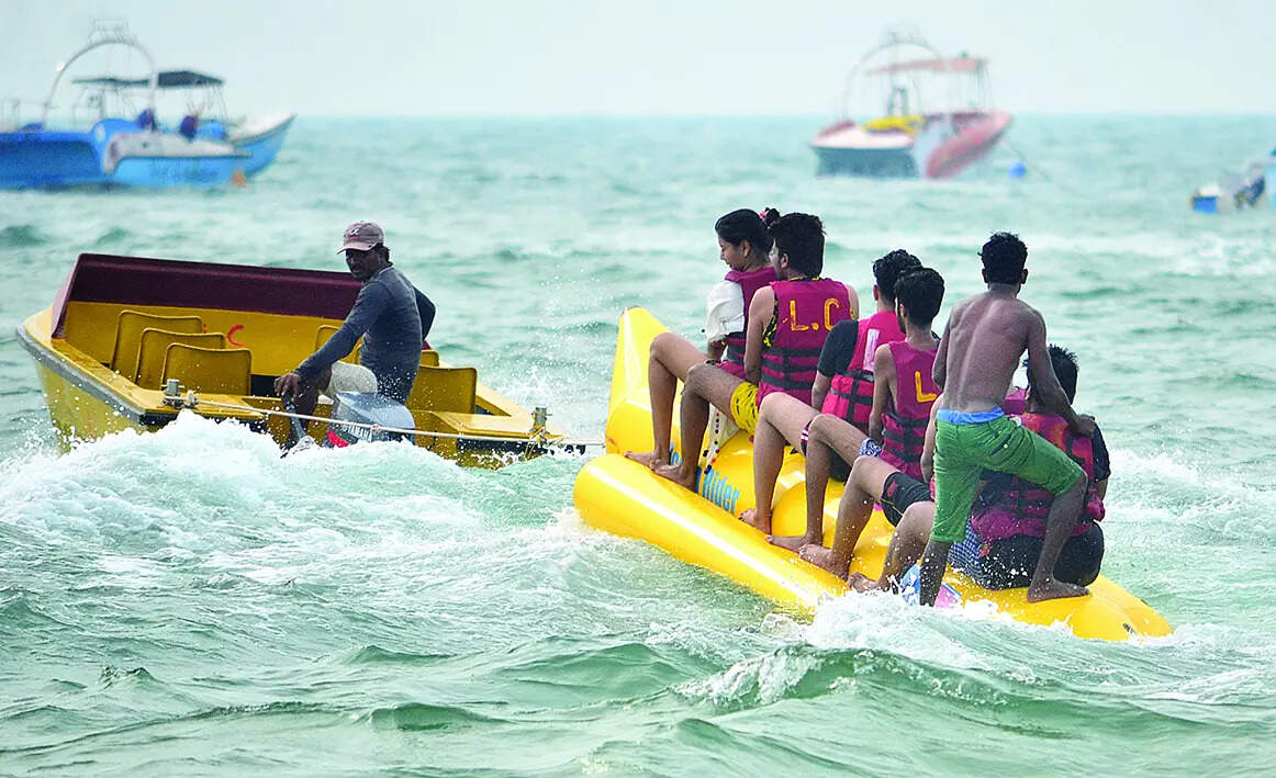 Now, water sports to have uniform rates
