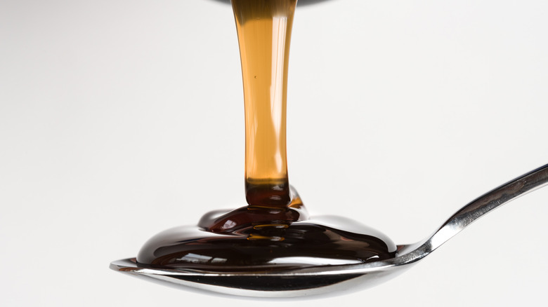 10 Best Molasses Substitutes To Use Instead