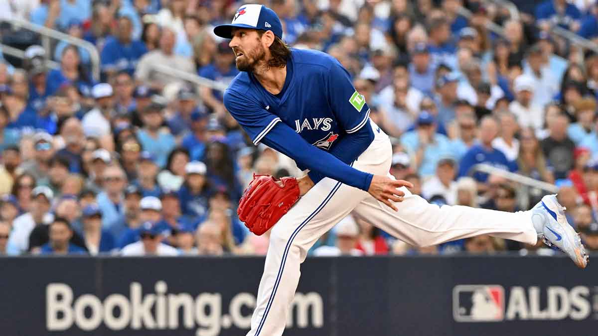 Kevin Gausman draws ALCS Game 1 start for Blue Jays