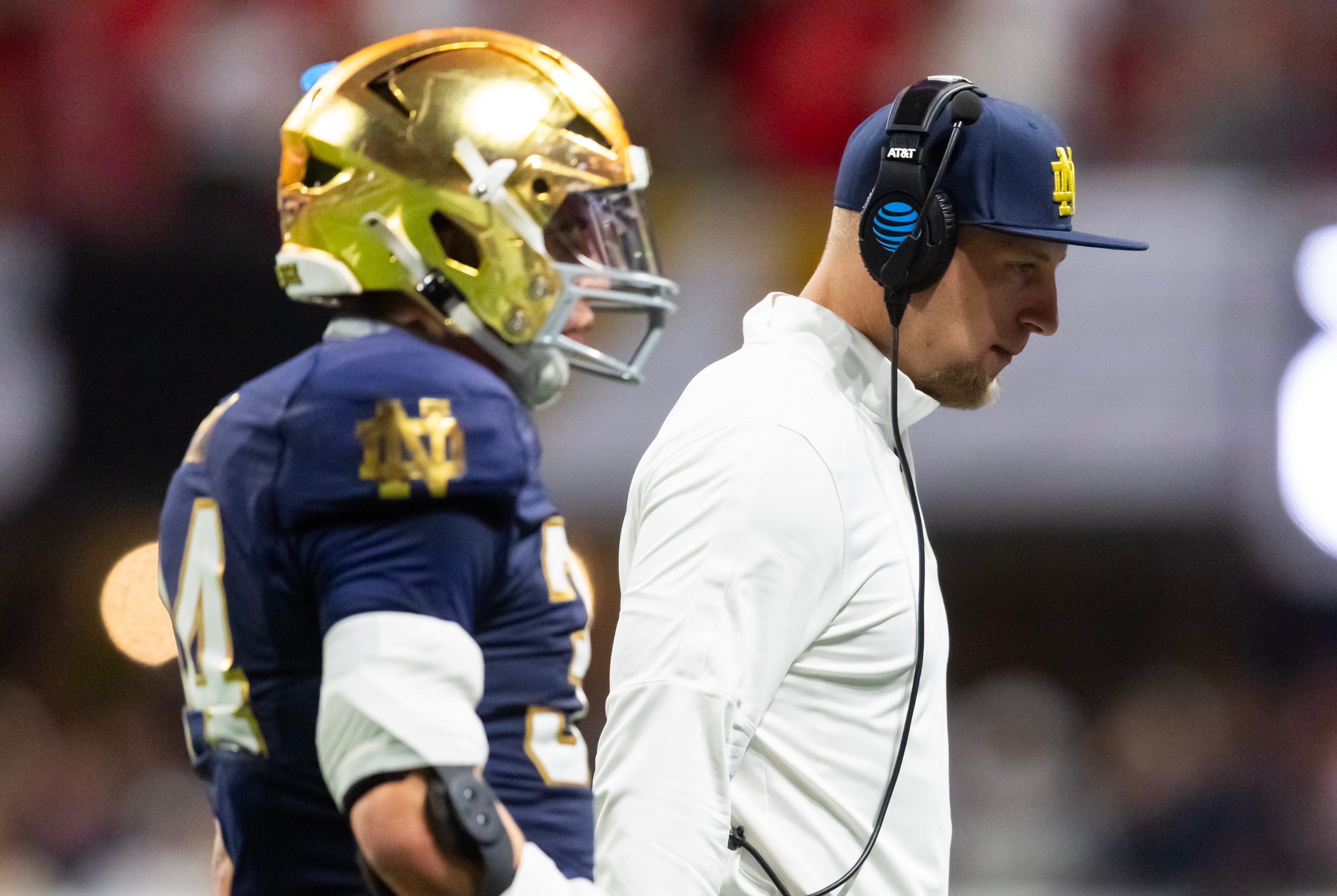 New MSU co-DC, LBs coach Max Bullough spotted at Spartans hoops game