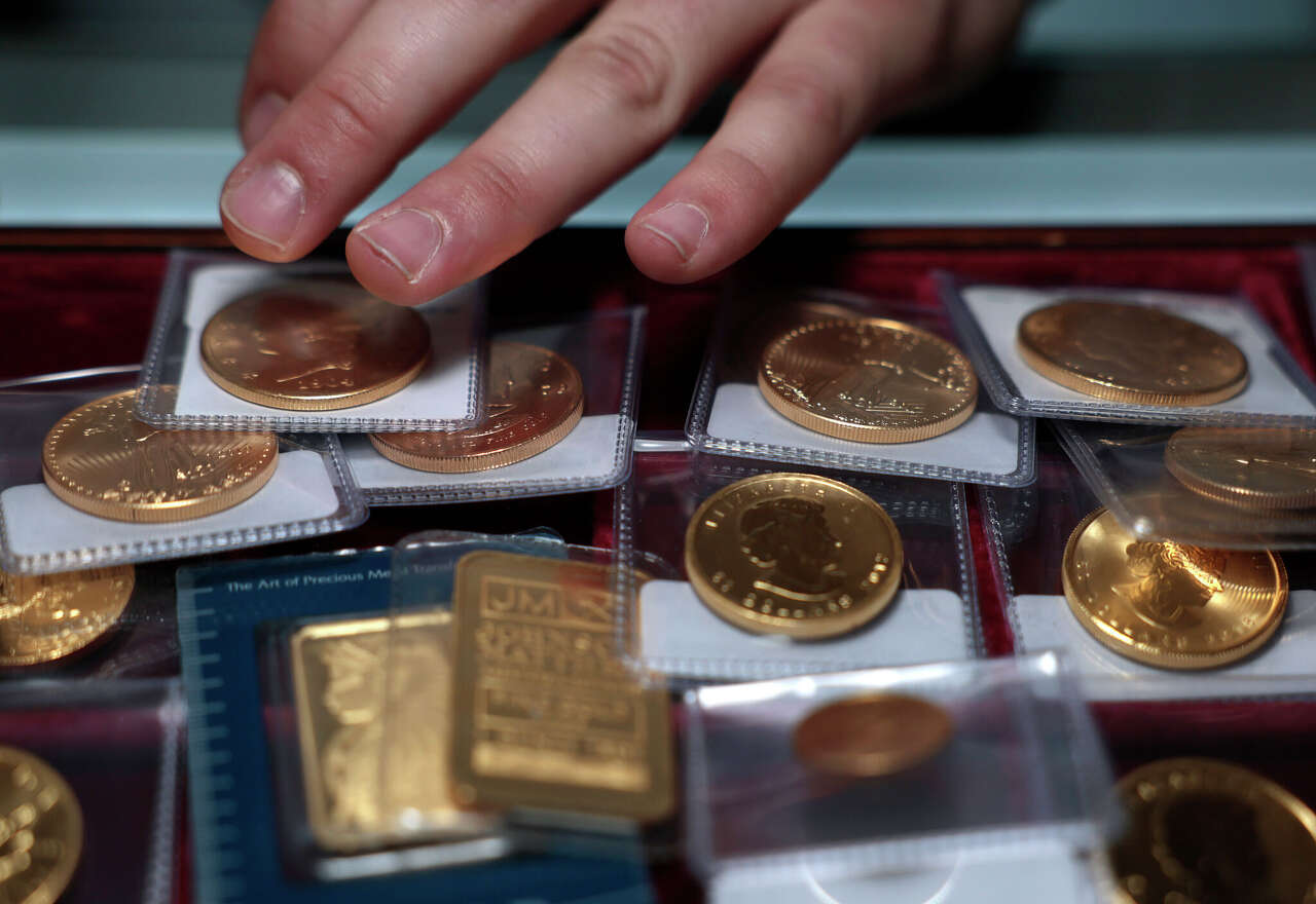 Gold fever grips Houston as dealers report unprecedented rush