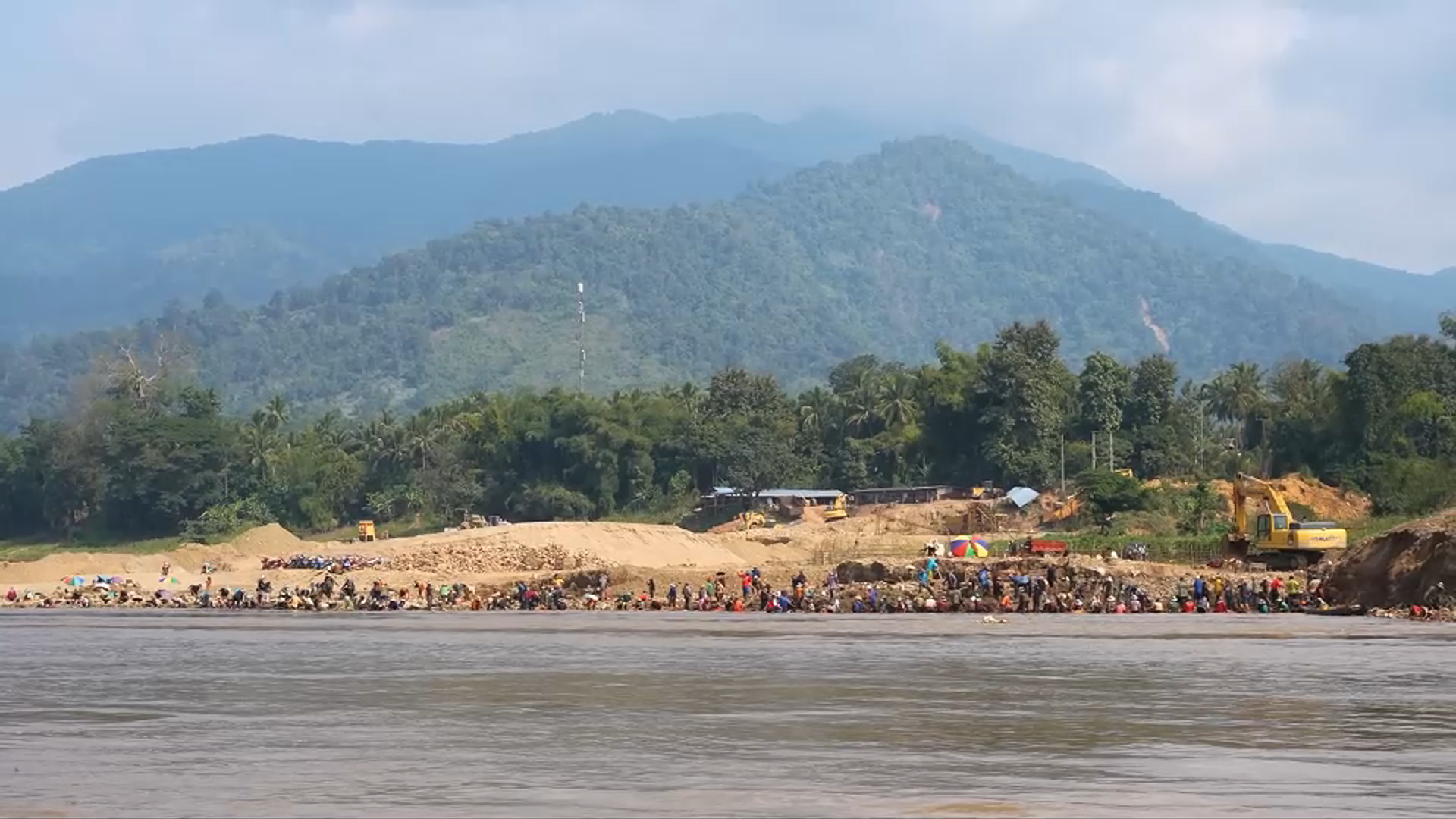 Laos - Exploring the Mekong by River Cruise