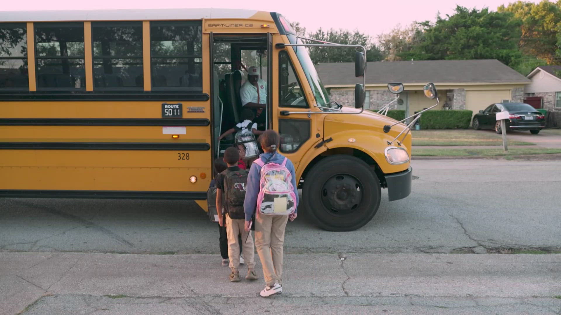 North Texas school bus driver spreads positivity