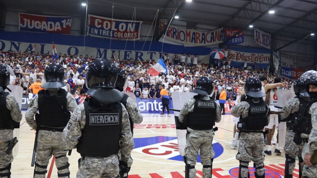 El clásico de básquetbol entre Nacional y Peñarol, suspendido.
