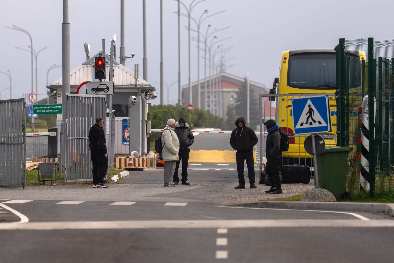 Estonia closes border crossing with Russia over unusual military activity