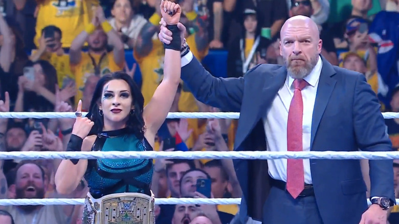 Stephanie Vaquer Wins WWE Crown Jewel Championship, Hands Stratton ...
