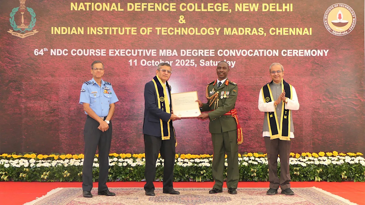 Convocation at NDC: Officers of 64th course receive Executive MBA in ...