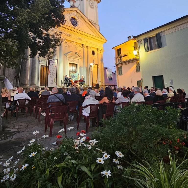 Festival Paganiniano di Carro: concerti, Casa Paganini e progetti per ...