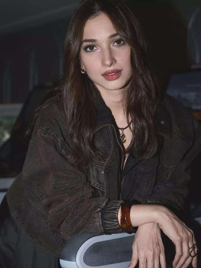 Tamannaah Bhatia’s Workout Looks Are Pure Fire, Check Them Out!