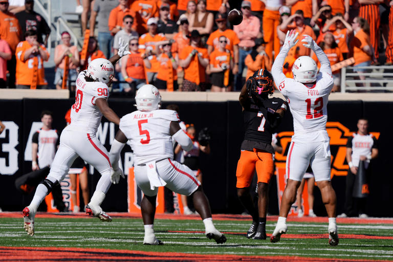 Oklahoma State football vs Houston final score: Cougars rolls past ...