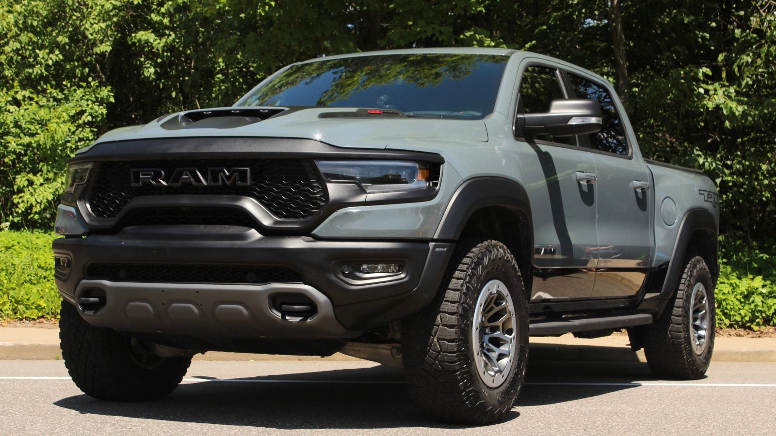 10 trucks from the same brands with totally different reliability stories