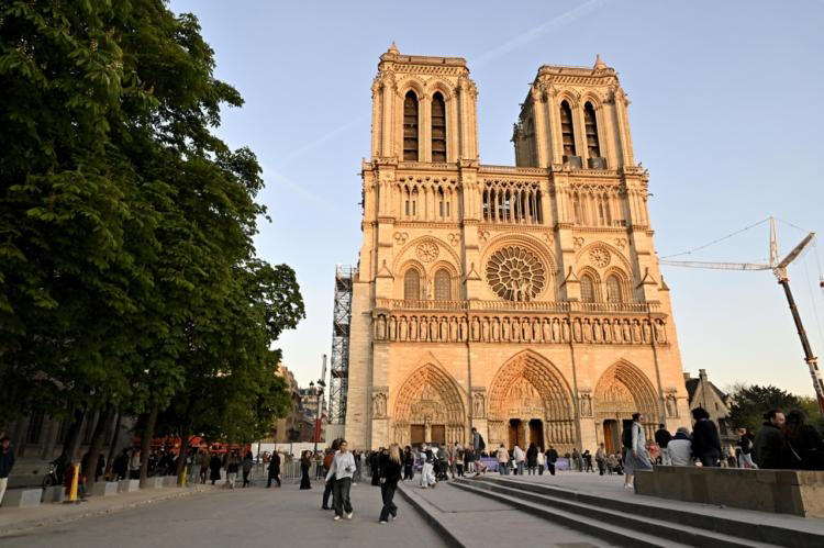 « N’ouvrez pas la cathédrale les 11 et 12 octobre » : une lettre de ...