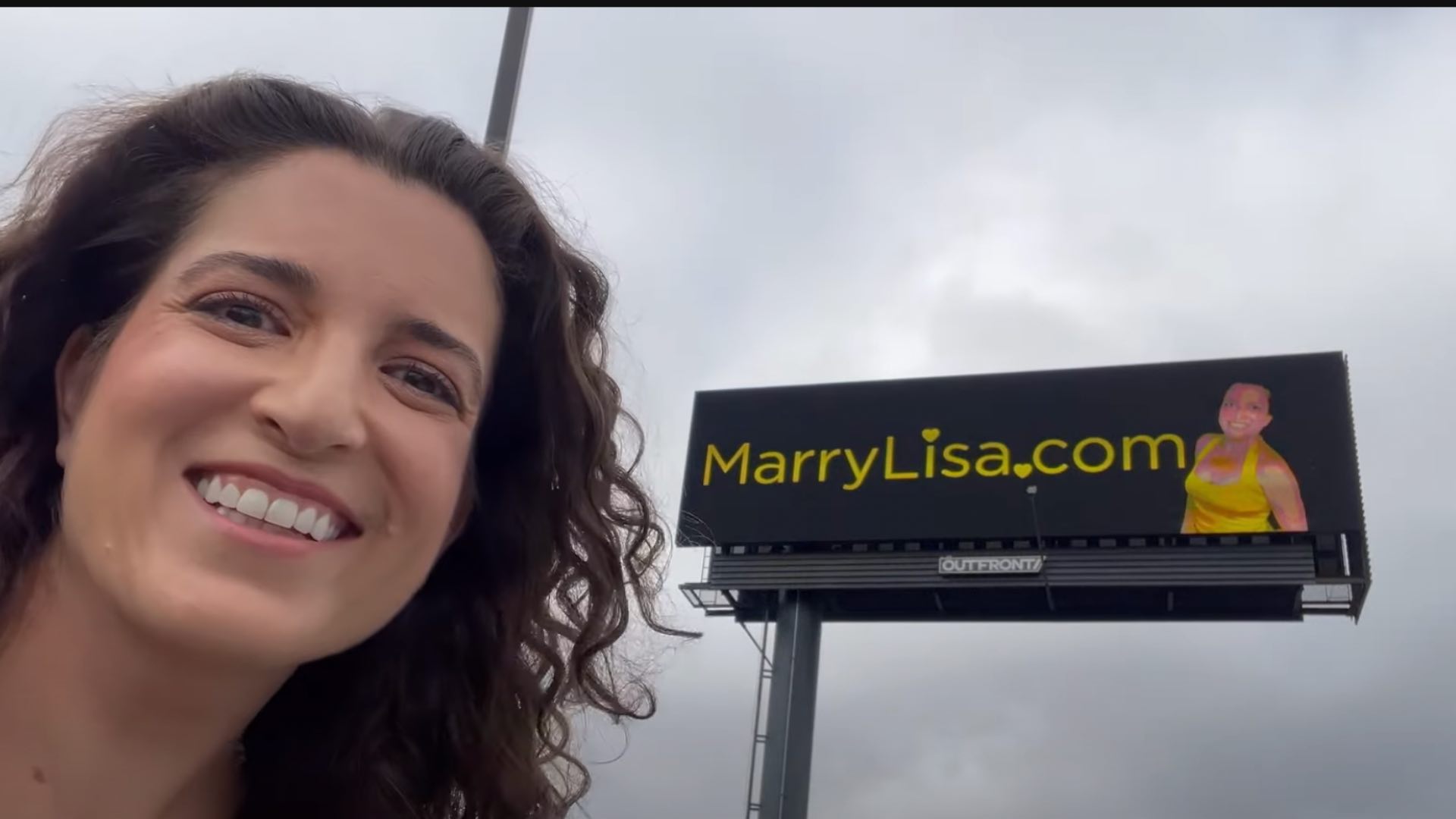 The very daring approach of this single woman in search of love