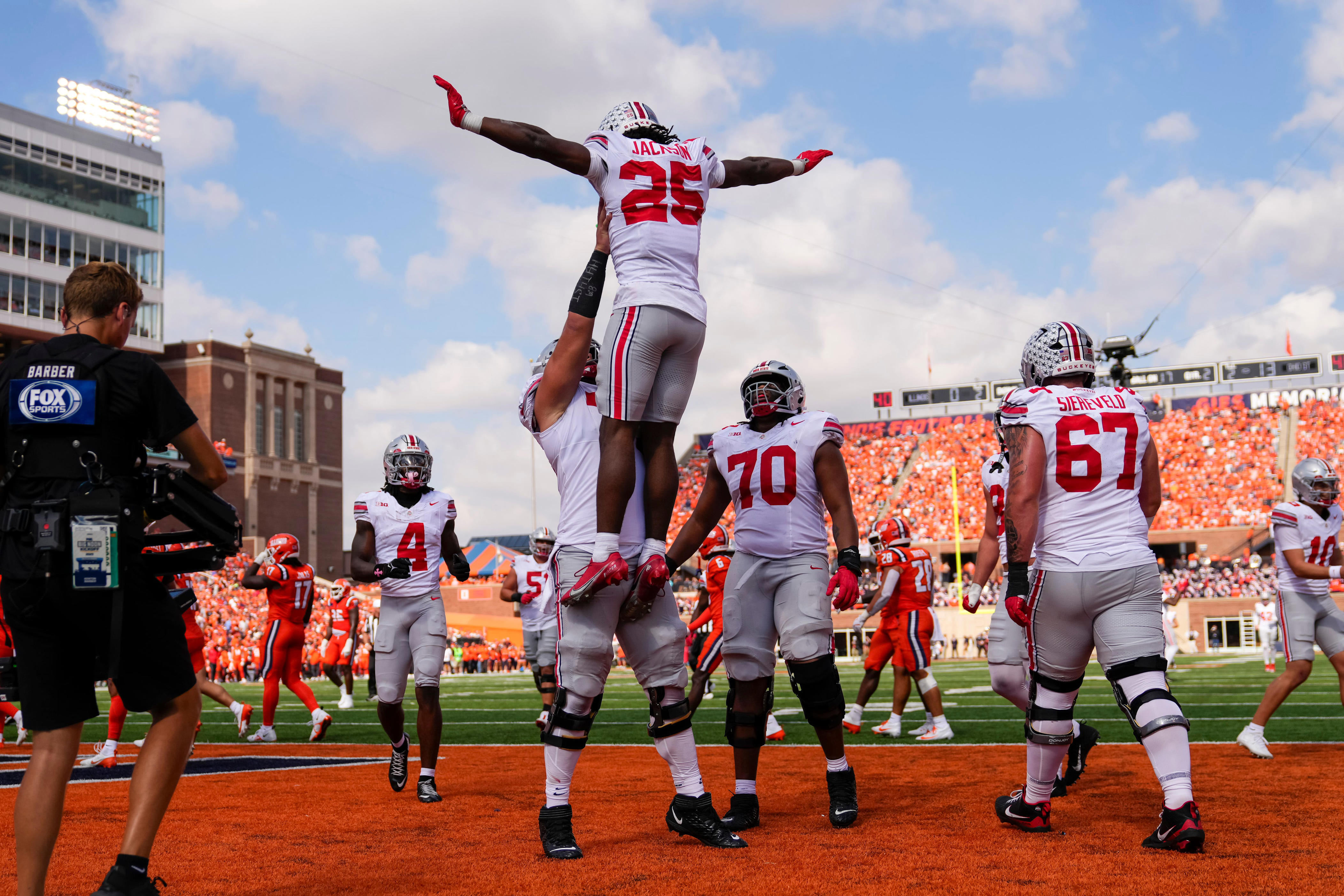 Ohio State football vs Illinois, Buckeyes remain perfect with win over ...