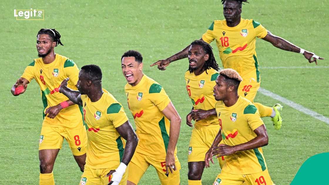 2026 WCQ: Benin touch down in Uyo as Rohr outlines plan against Super ...