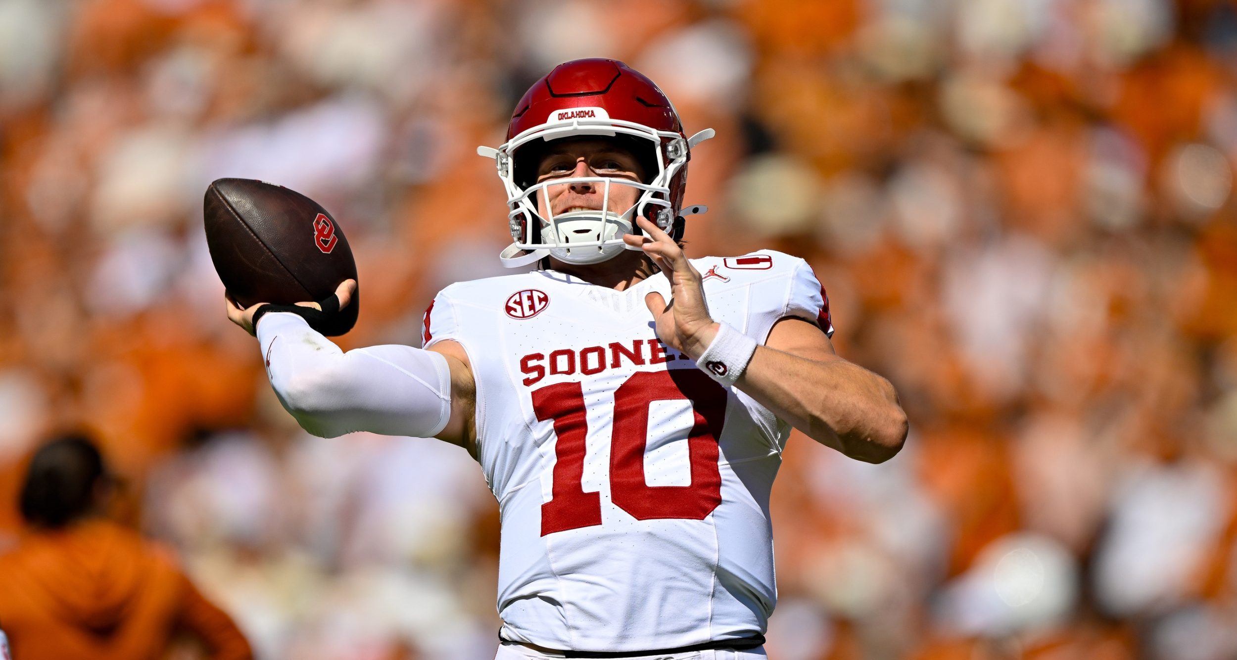 ESPN analyst encourages opponents to injure quarterback