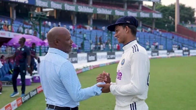 Brian Lara's humble request to centurion Yashasvi Jaiswal during IND vs ...