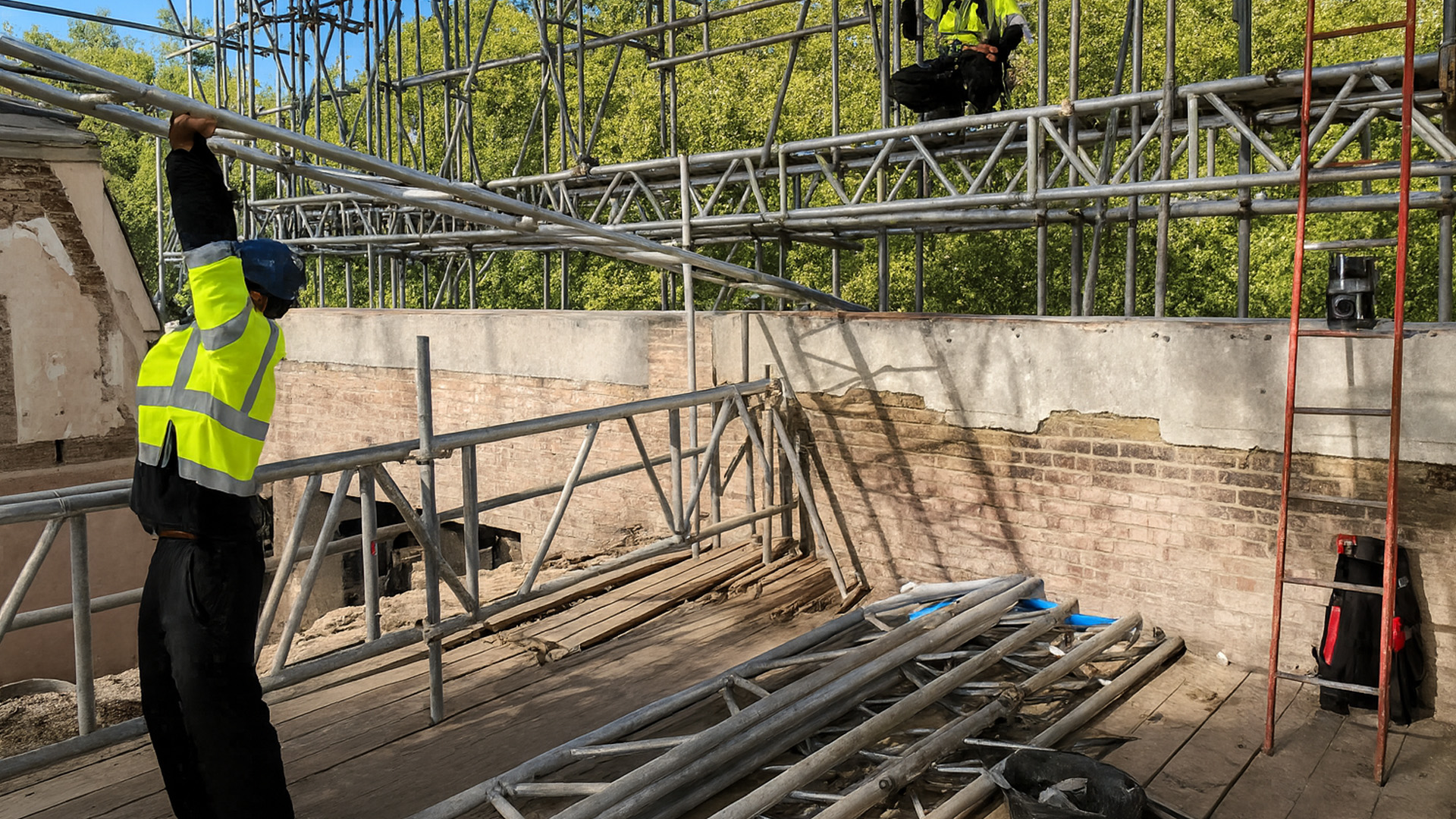 High-Risk Scaffold Dismantling in Paddington