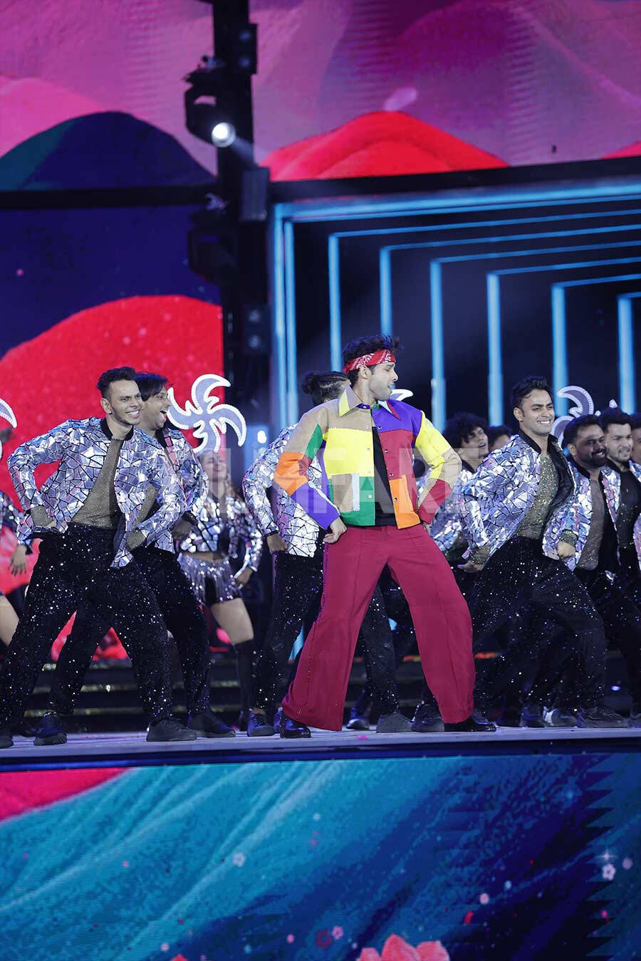 Siddhant Chaturvedi’s Electrifying Tribute Lights Up The 70th Hyundai ...