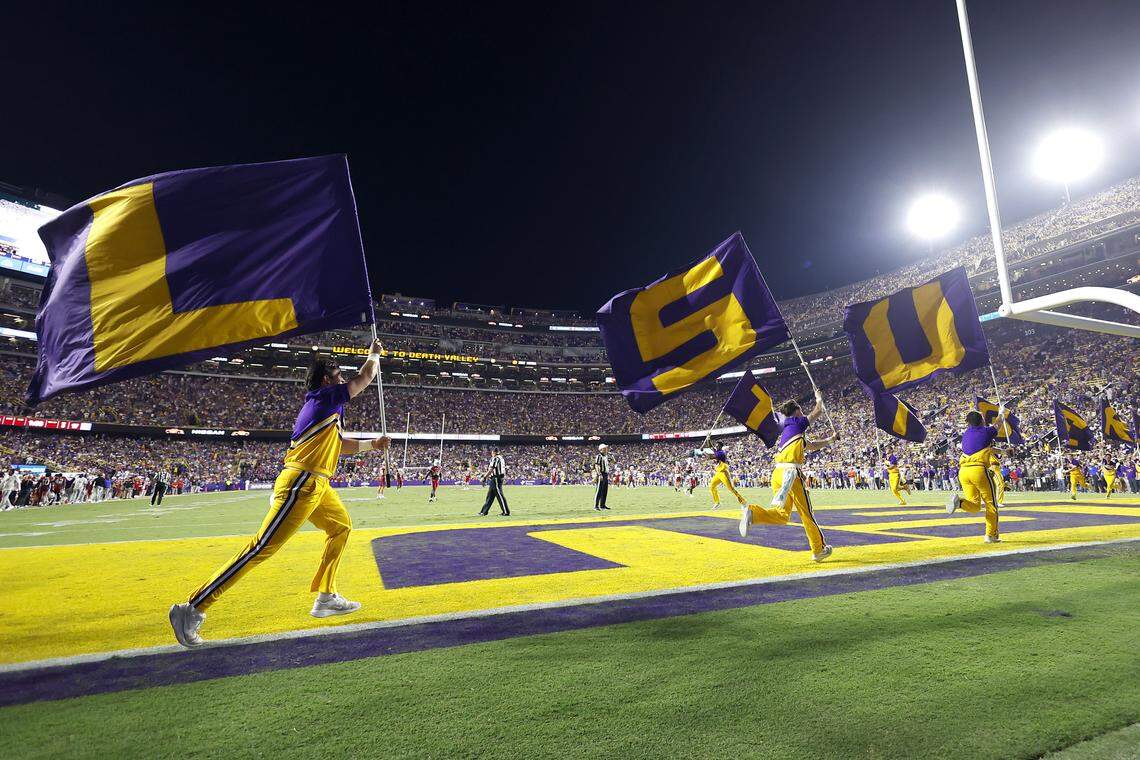 Live updates from Baton Rouge: Gamecocks face No. 11 LSU on the road