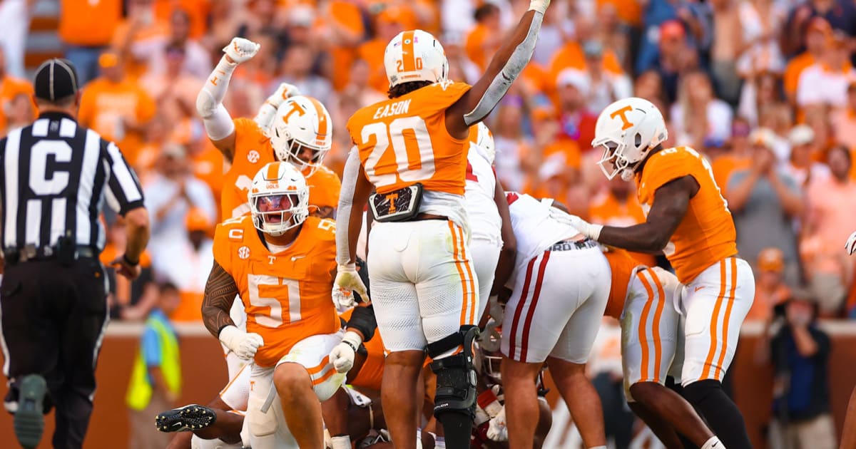 How It Happened: No. 12 Tennessee beats Arkansas 34-31