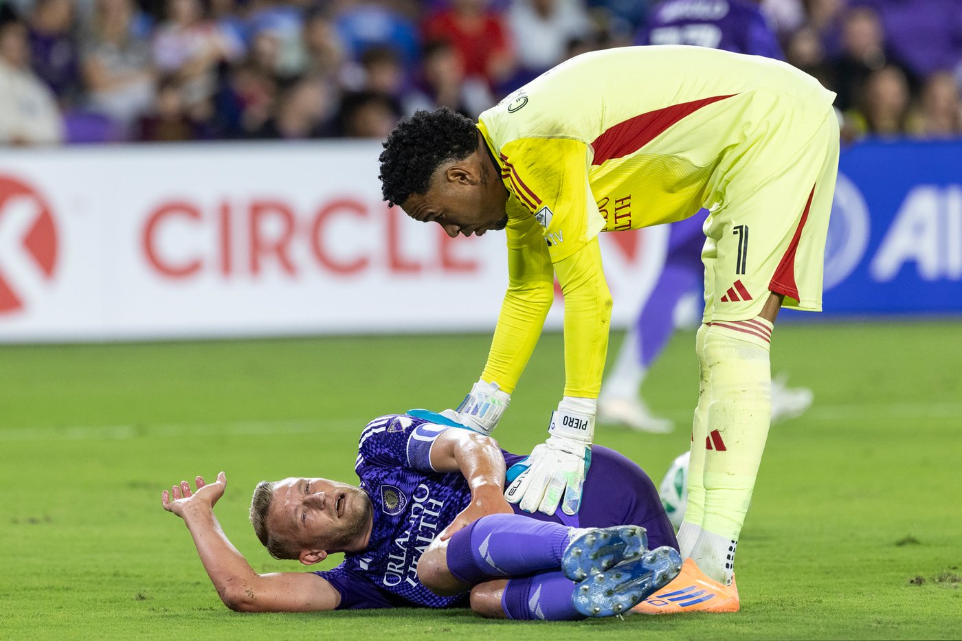 Muller's stoppage-time goal helps Whitecaps beat Orlando 2-1