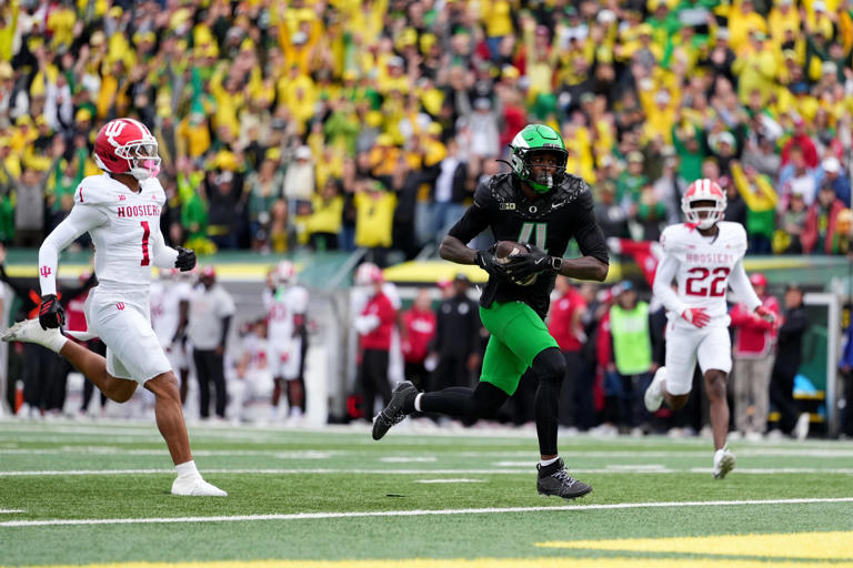 Where Oregon Ducks' offense ranks nationally in key stats following Week 7
